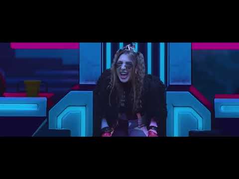 Alice en el pais de internet (2022) Nuevo Tráiler Oficial Español