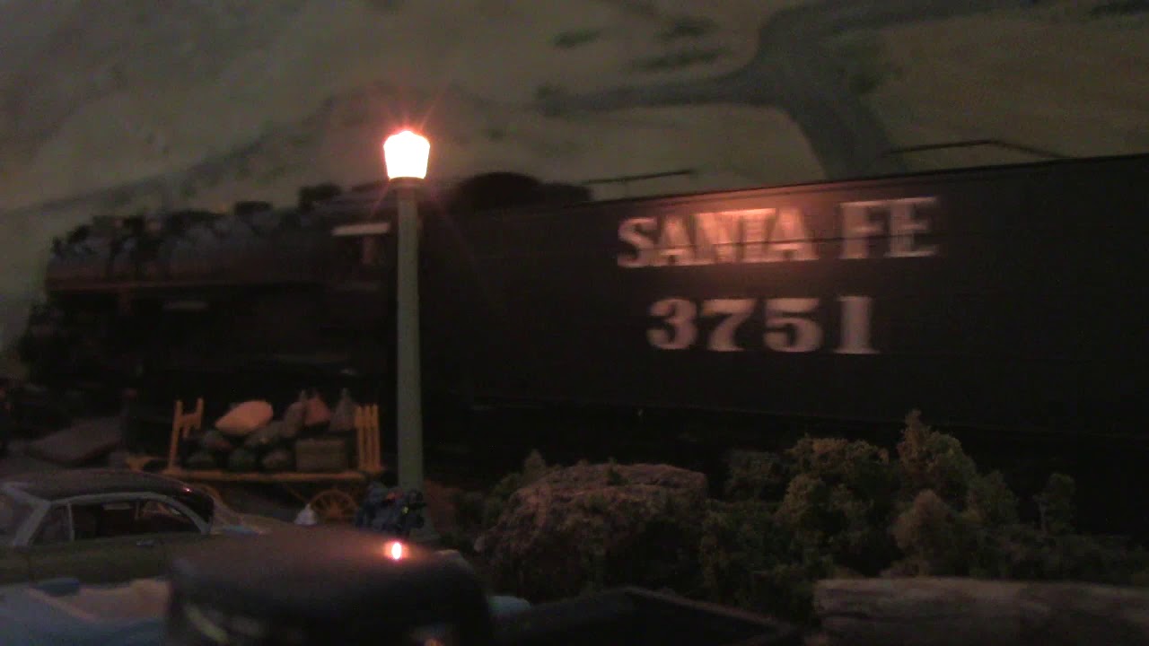 ATSF 3751 at Night - YouTube