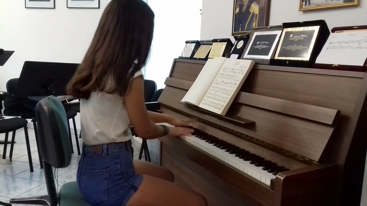 ΡΑΦΑΗΛΙΑ ΣΑΒΒΟΠΟΥΛΟΥ.L.V. BEETHOVEN:SONATA No1 Opus2 - YouTube