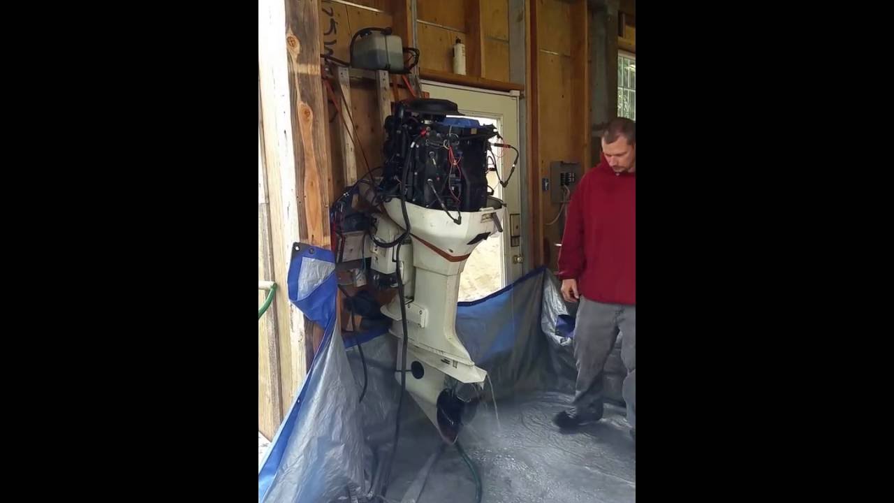 1996 Johnson 225 HP Outboard Motor - YouTube