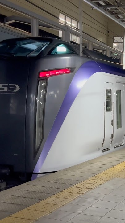 E353系到着と211系長野駅発車 - YouTube