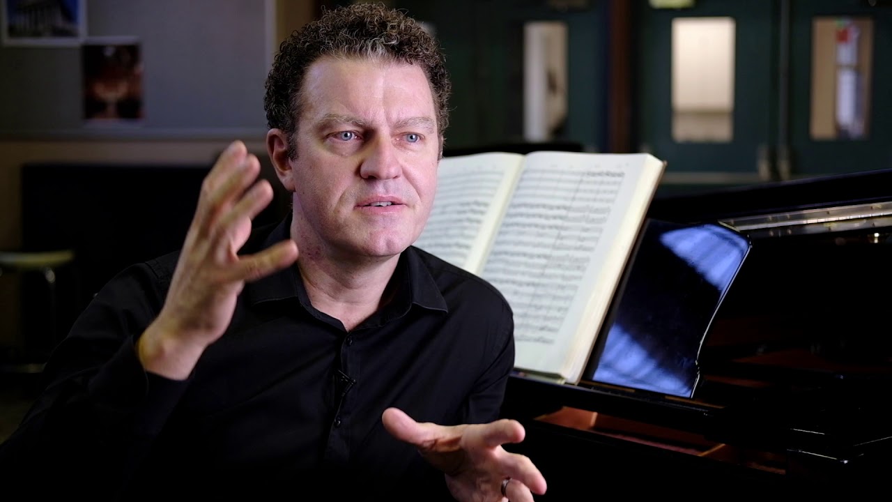 Brett Weymark explores the beauty Bach's B Minor Mass - YouTube