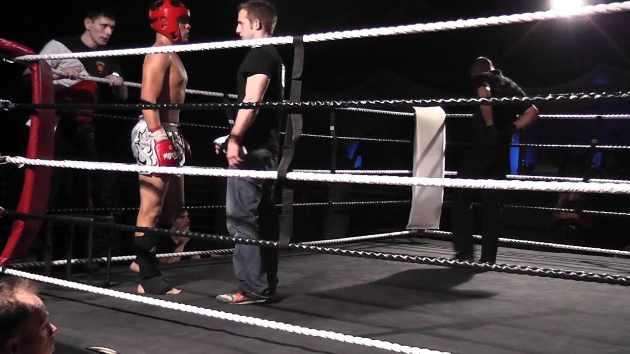 louis aitken vs sam hardwell rd2 + 3 - YouTube