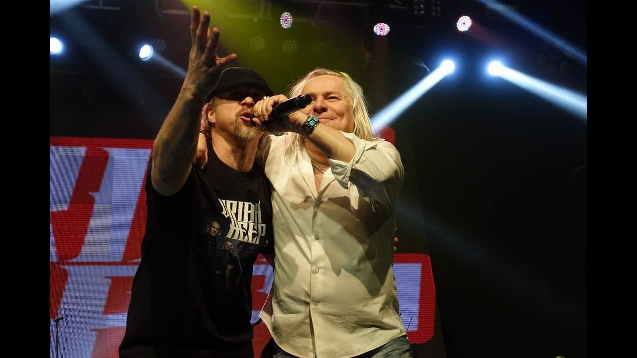 EASY LIVIN` sung by Rick LaBonte and performed with Uriah Heep - YouTube