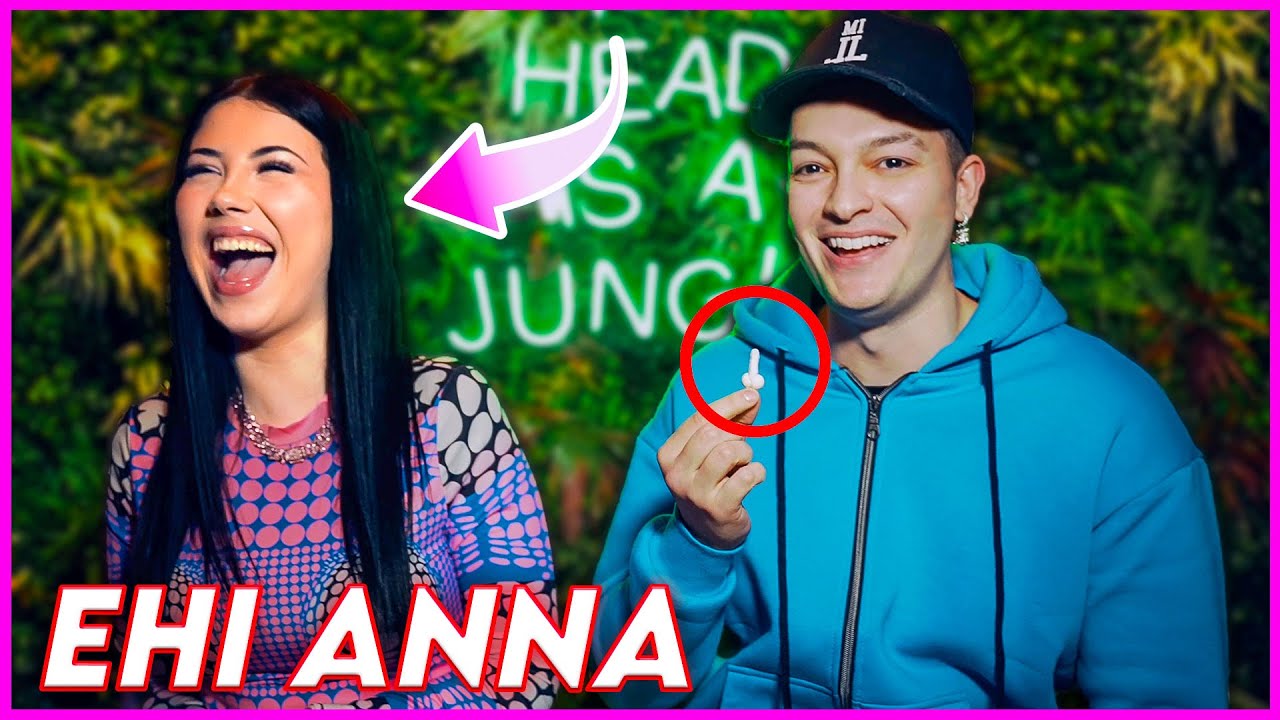 ANNA PEPE IMPAZZISCE CON UNA MAGIA - YouTube