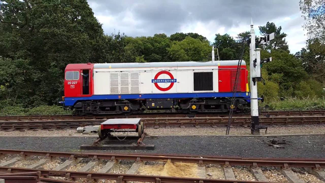 Class 20 20227 run round at Holt 30th September 2016 - YouTube