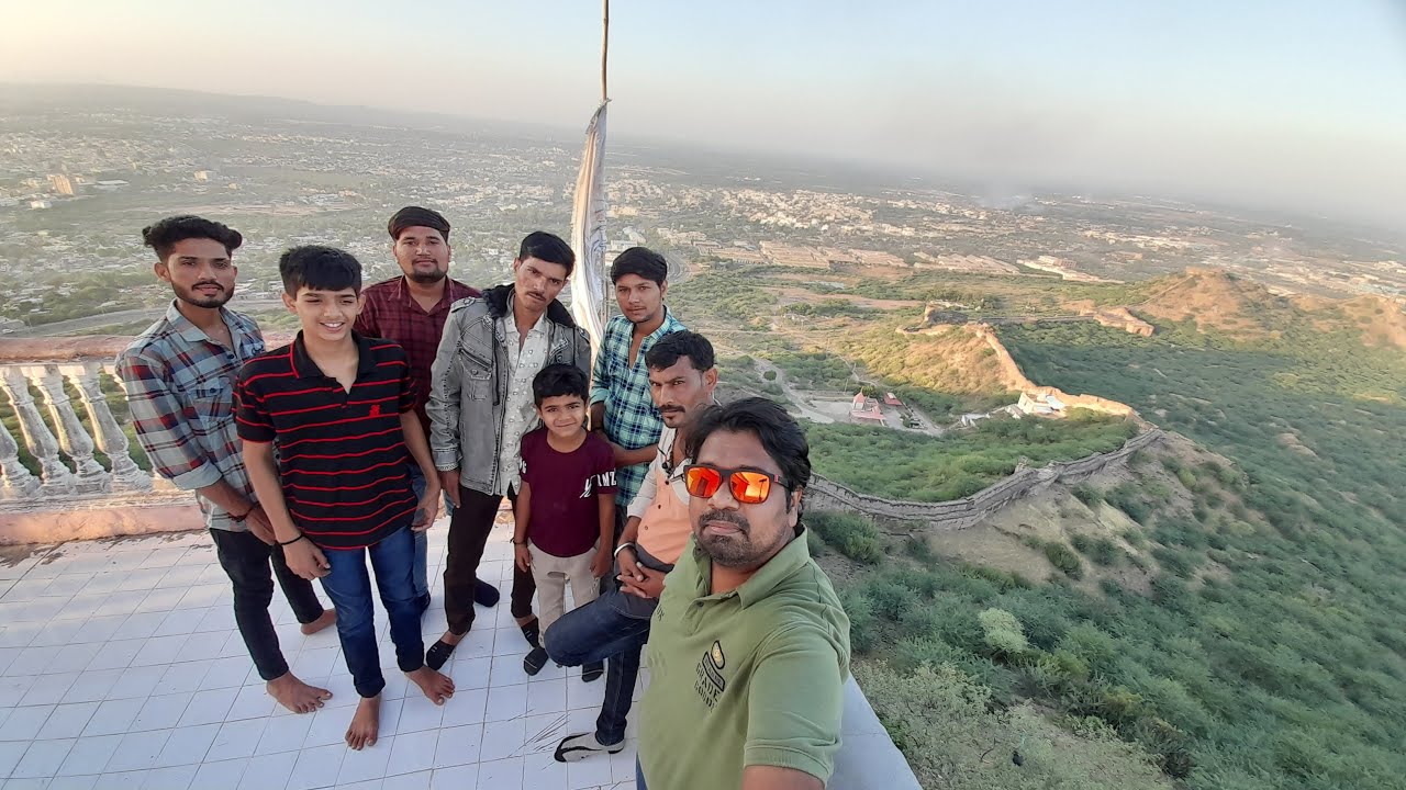 Day 4 Bhuj continue Rock caves & Bhujiyo the Fort !!! - YouTube