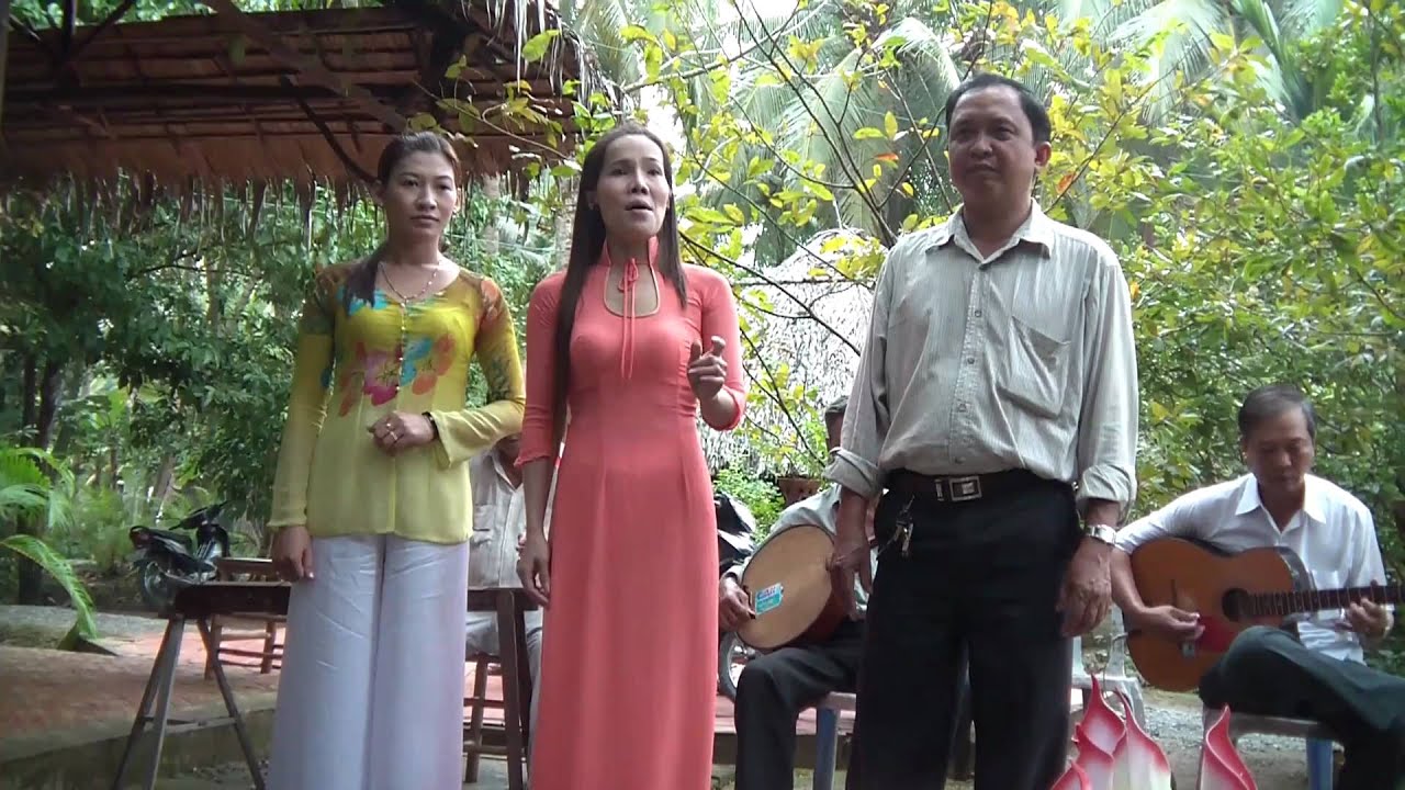 Mot Chong Hai Vo - My Tho Tour 12132010 - YouTube