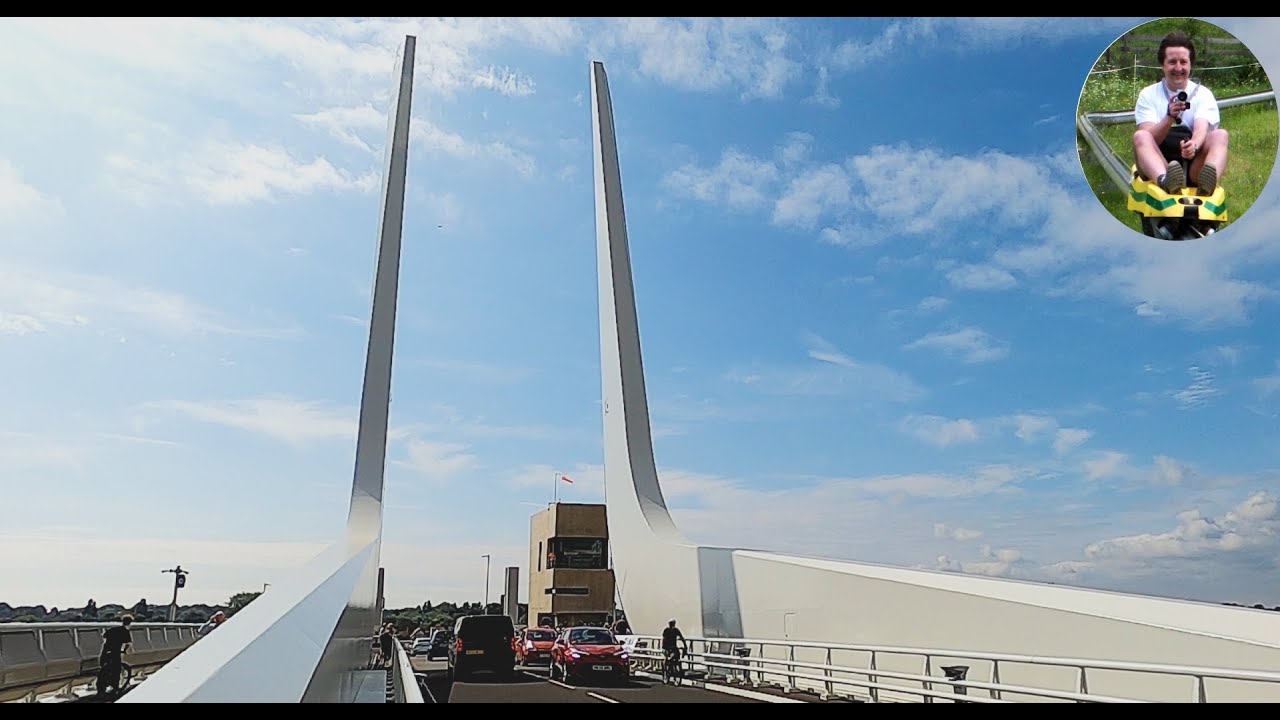 Gull Wing Bridge - Lowestoft Third Crossing (Opening to Traffic - Noon ...