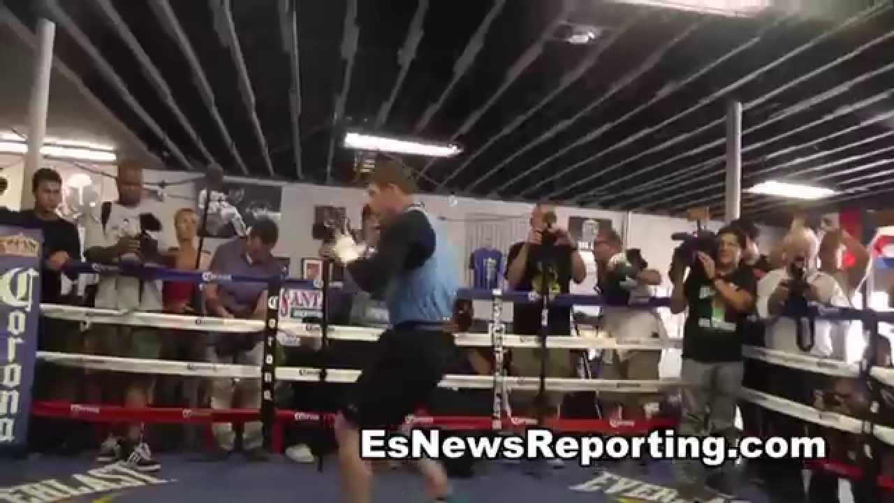 Canelo Alvarez Got Great Footwork - EsNews Boxing - YouTube