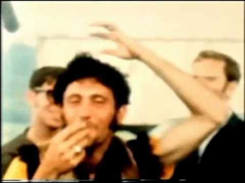 Arlo Guthrie Coming Into Los Angeles Woodstock 1969 - YouTube