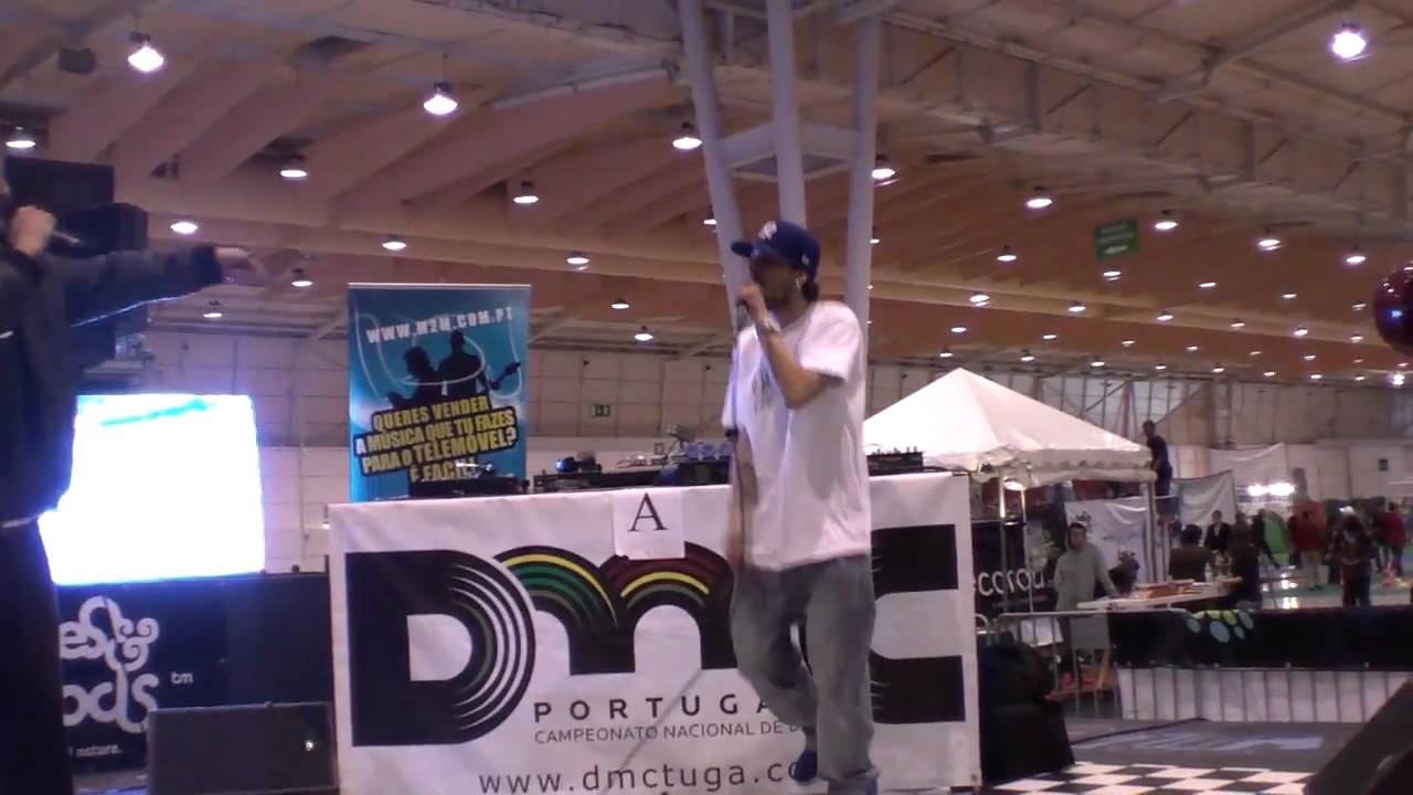 Mabro "Rios de Tinta" ft Mc Ruze @ Dj Jam Battle 2011 - YouTube