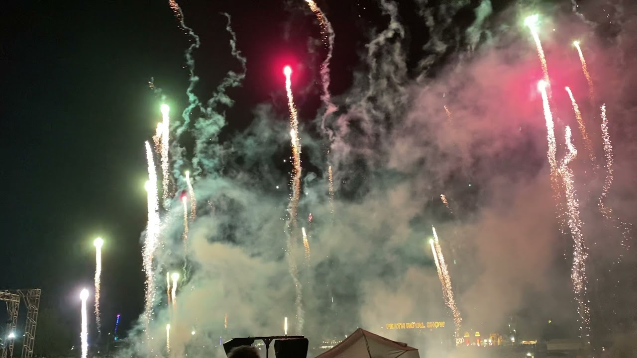 Perth Royal show fireworks 2021last day - YouTube