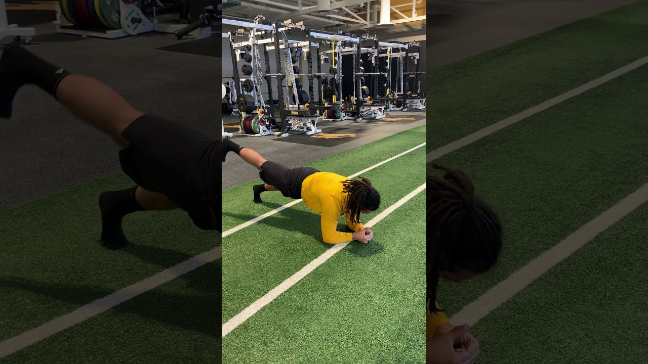 Low Plank Alt. Leg Lift - YouTube