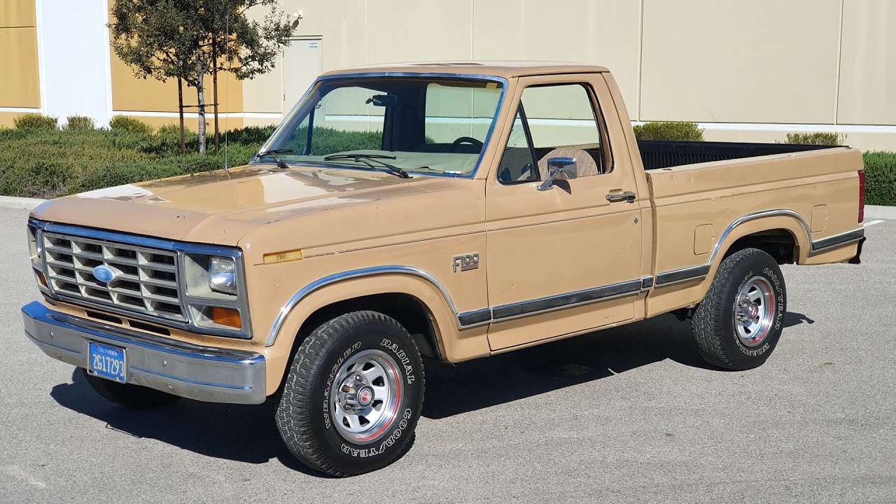 1983 Ford F100 XLT Shortbed Beige - YouTube