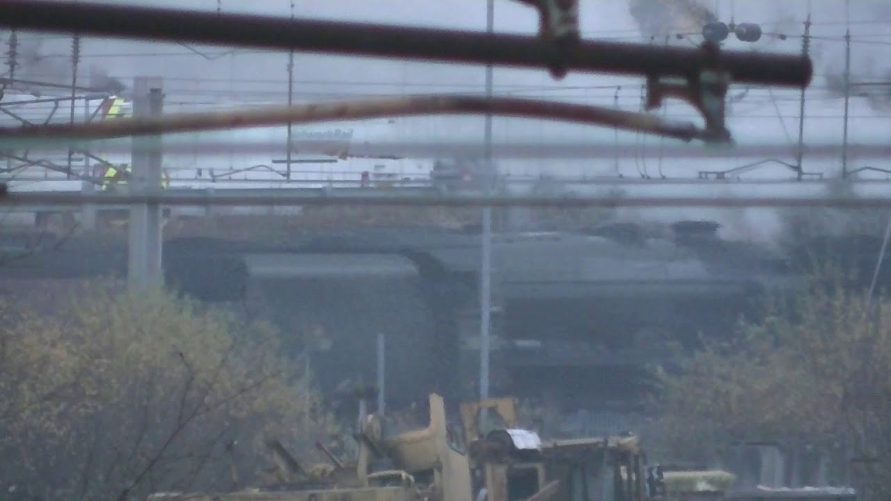 West Coast Railways Santa Special LMS 45562+LMS 46115 tnt WCR 47746 ...