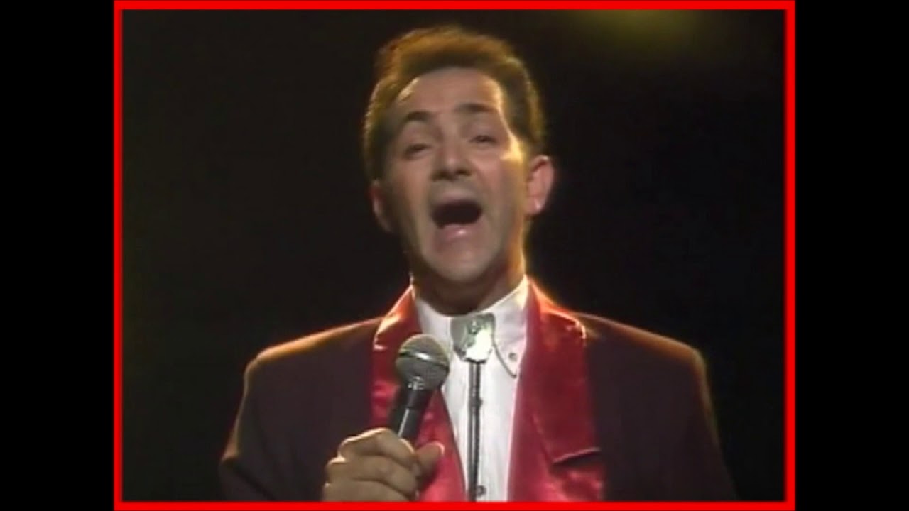 Issy Dye ♥ I'm Counting On You ♫ - YouTube