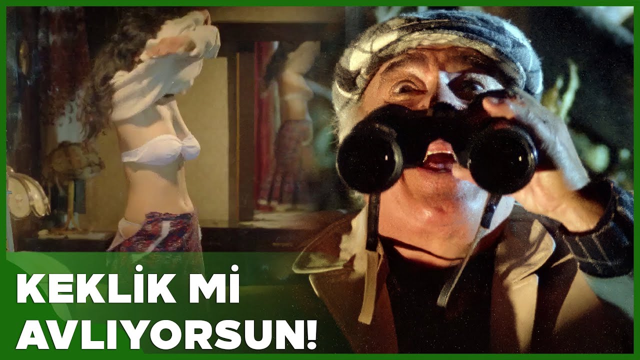 Sevimli Hırsız Türk Filmi | Akif Dede Ağaca Tünüyor! - YouTube