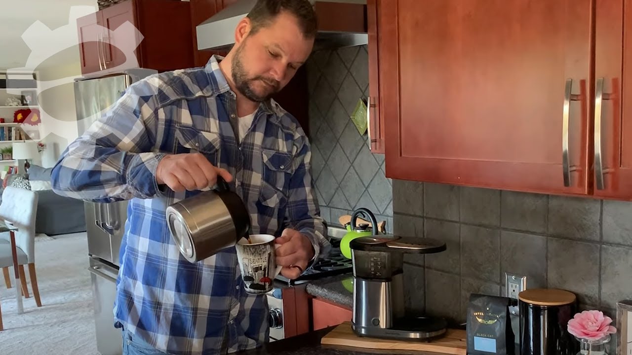 Mike's Morning Routine | SCG at Home - YouTube