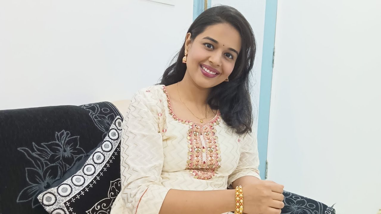 Jay sharade vageeshwari | Marathi song| by Manali Kulkarni | Navratri ...