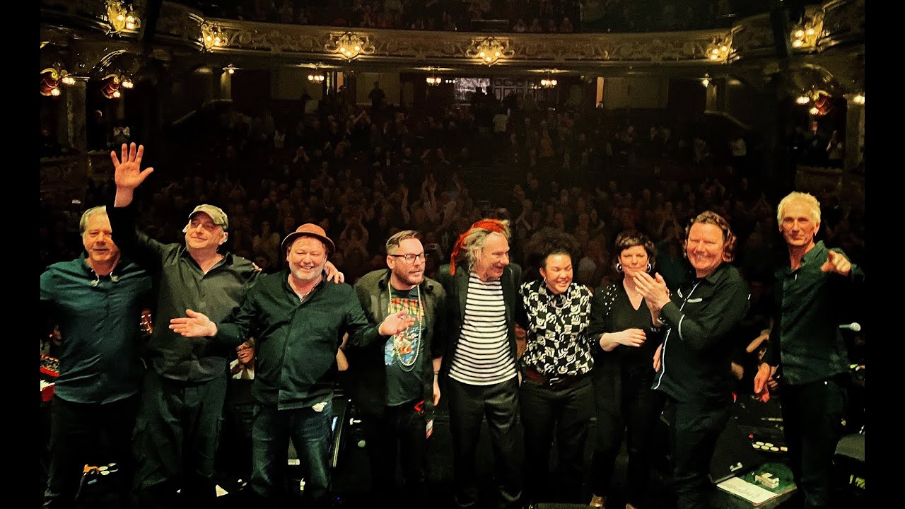 Levellers - Collective Thoughts - YouTube