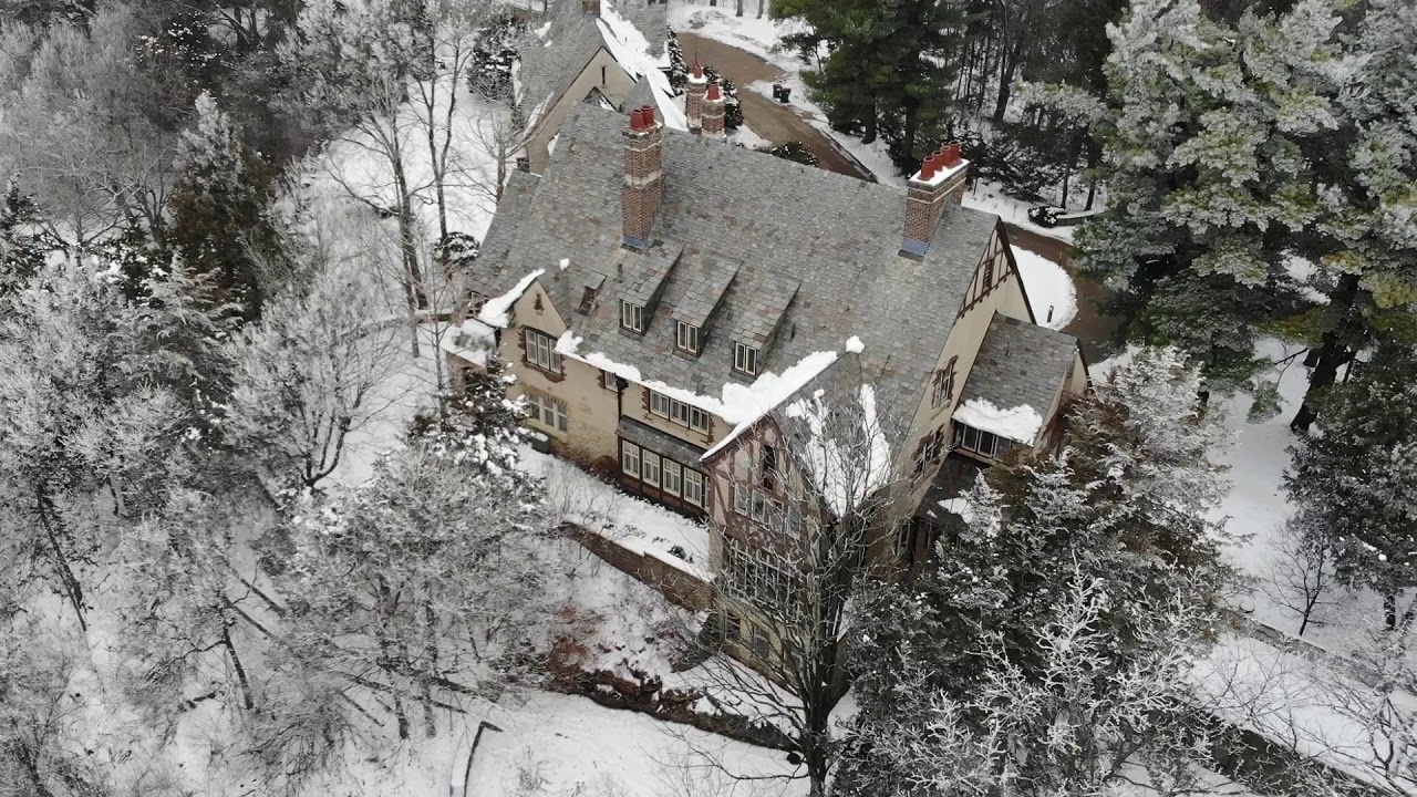 Tony Flies Plummer House Rochester, MN - YouTube