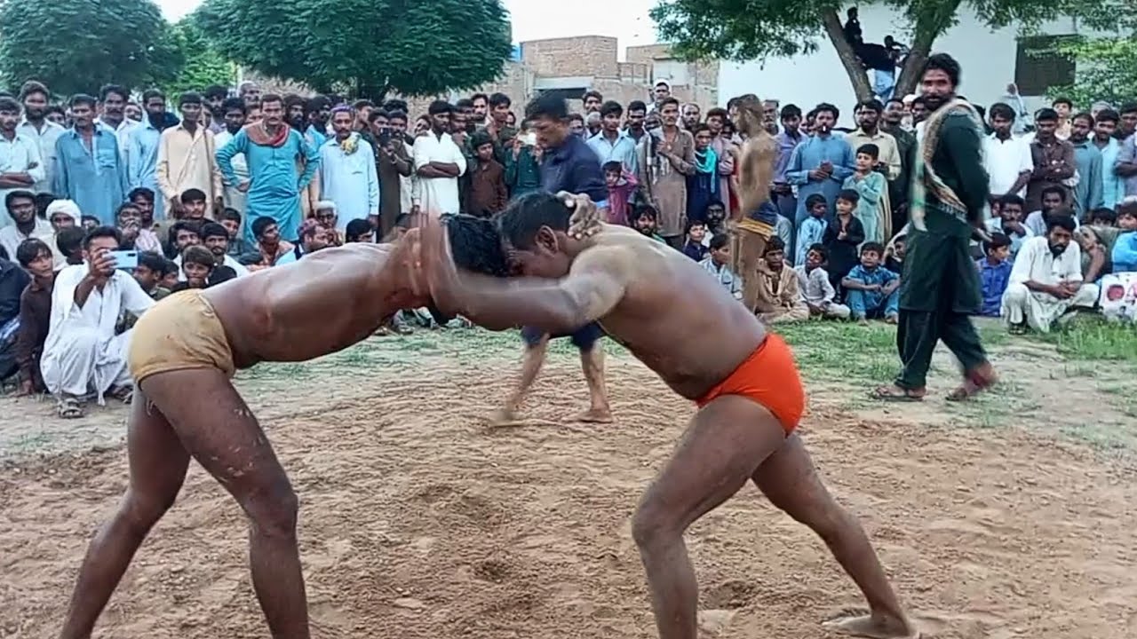 ustad zfar pahlwan 🆚 kashi pahlwan || kushti mukabla || Pk game show ...