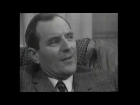 S02E01 Red Knight, White Knight - Toby Meres' Parts - YouTube