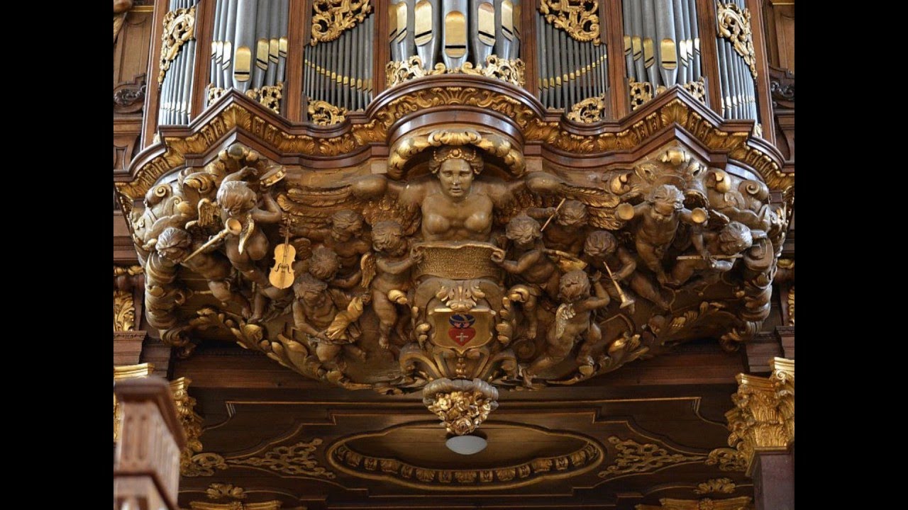 Bach G Major Fugue (Gigue) - BWV 577 - YouTube
