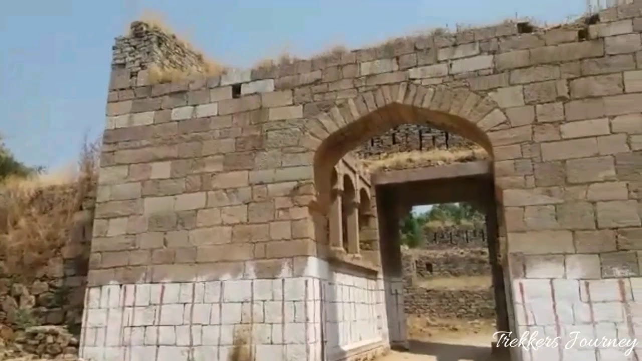 Vanadurg Fort वनदुर्ग किल्ला कर्नाटक - YouTube