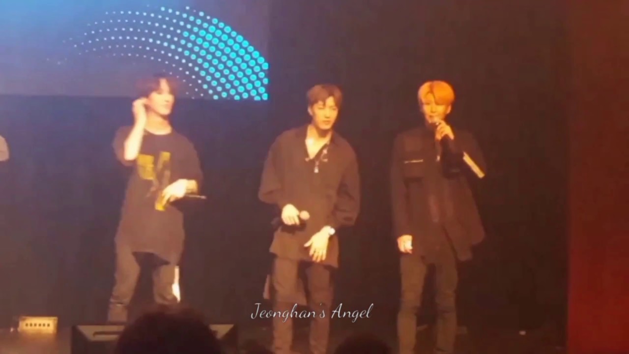 VAV Meet & Live Tour in Chicago ~ Jacob's Abs - YouTube