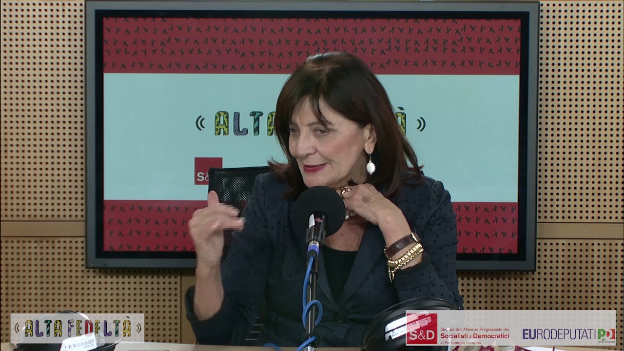 Patrizia Toia - Alta Fedeltà. Francesco Guccini - YouTube