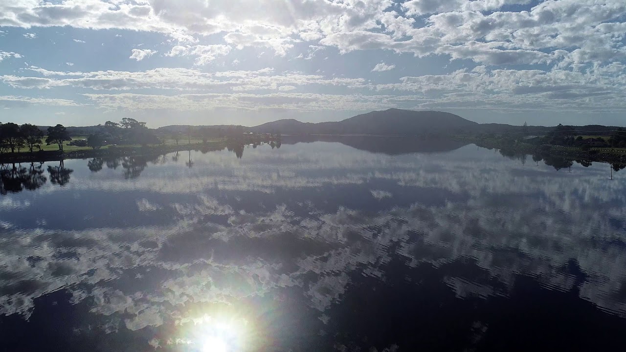 Blue bayou - Macleay River above Jerseyville, NSW - YouTube