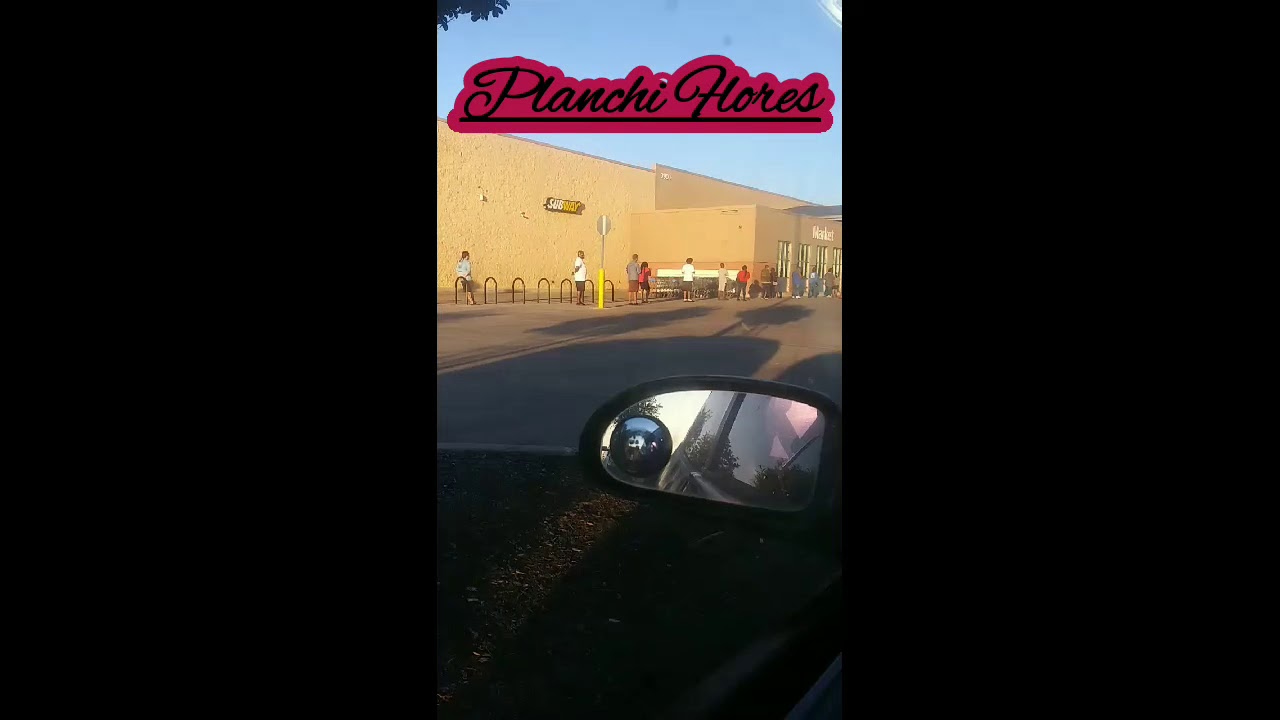 Long Line/Walmart late of opening - YouTube