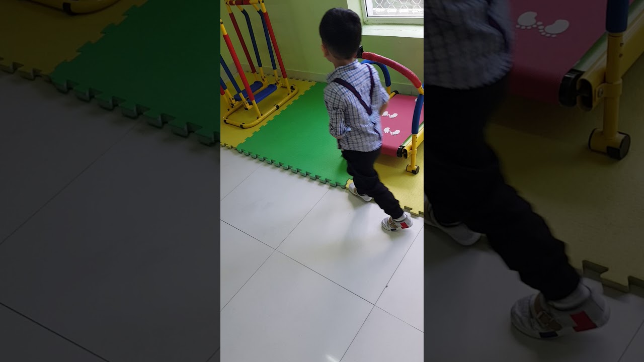 My baby's first day at school😗 - YouTube