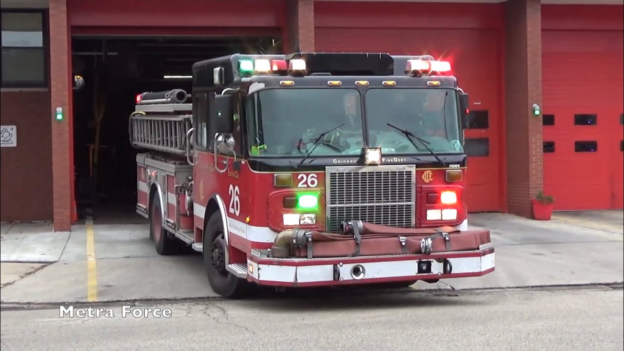 Chicago Fire Dept Engine 26 Responding - YouTube