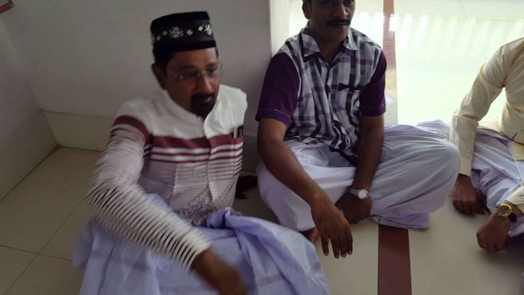 AMZ VIDEO...ALLAHU AKBAR ALLAHU.VALUTHOOR JUMMA PALLI - YouTube