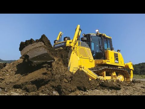 Komatsu bulldozer D85A 18 working on site society landscaping in ...