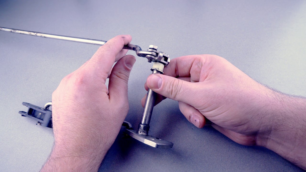 Evinrude shift rod pin fell out - be sure to tighten it well - YouTube