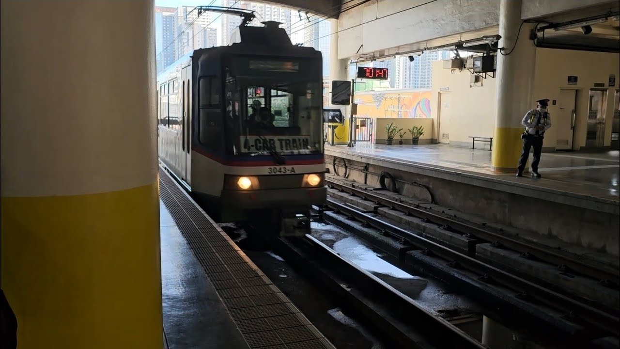 4-Car MRT 3 Trainset - YouTube
