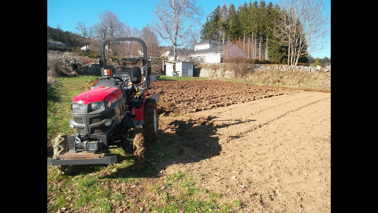 labour avec micro tracteur - YouTube