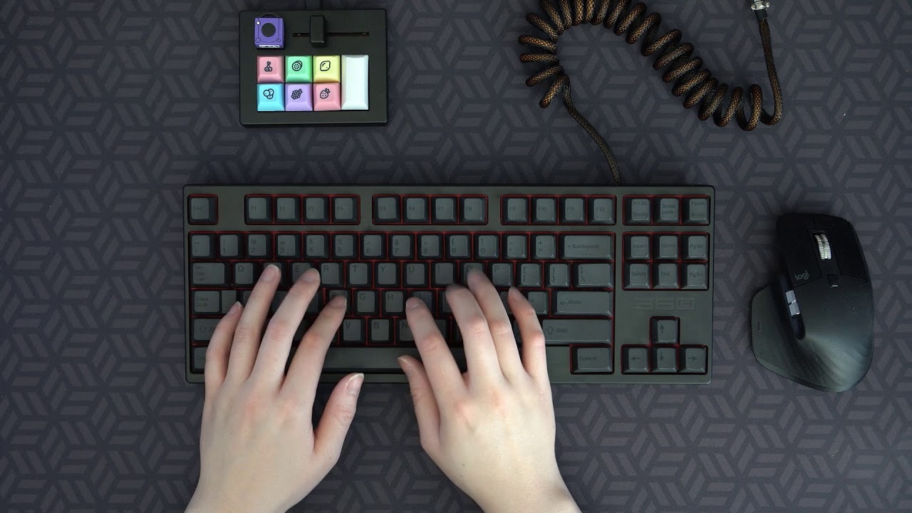 UTD 360C with Gateron/Kailh Hybrids Sound Test - YouTube