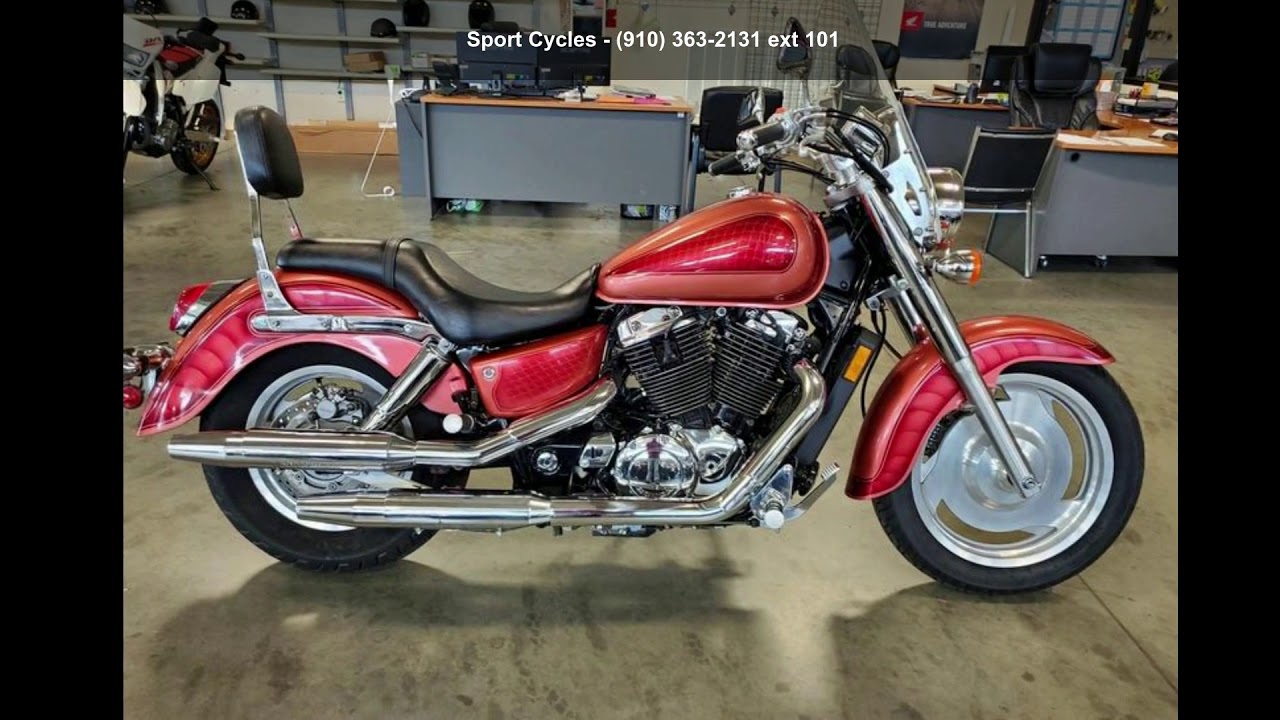 2001 Honda VT1100C2 - YouTube