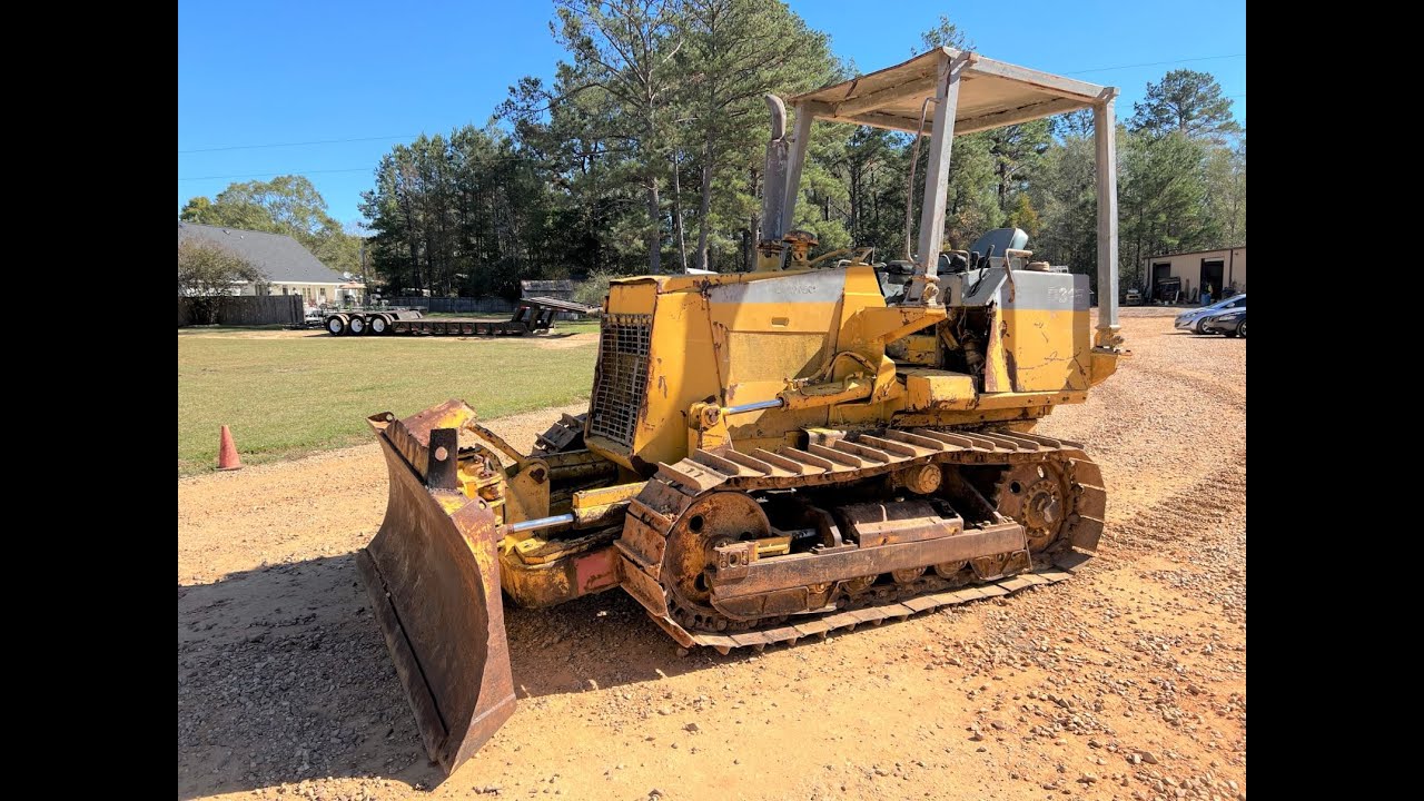 Komatsu D31E OPRPS Crawler Dozer SN436 Lot#325 - YouTube