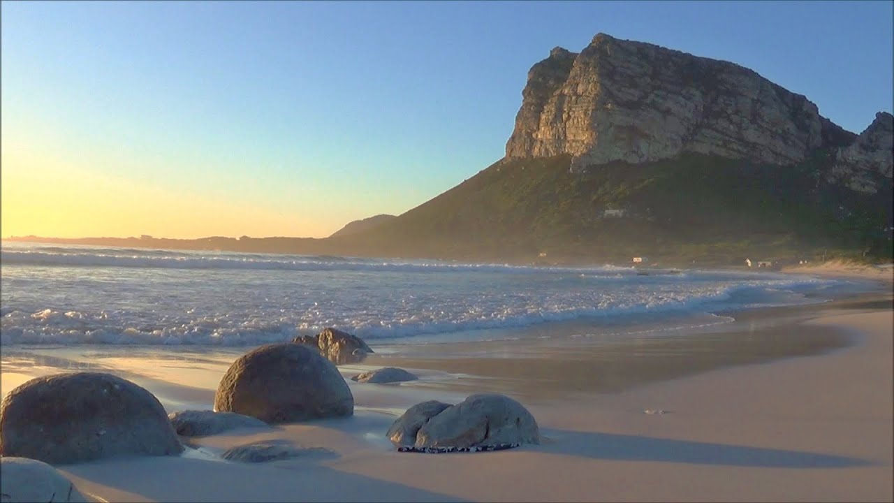 1 hour relaxation video - gentle ocean waves washing onto beautiful ...