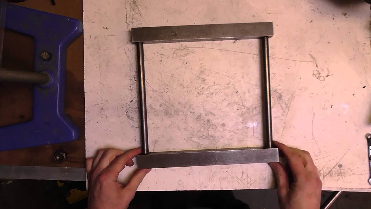 Quick way to tram a mill vice. - YouTube