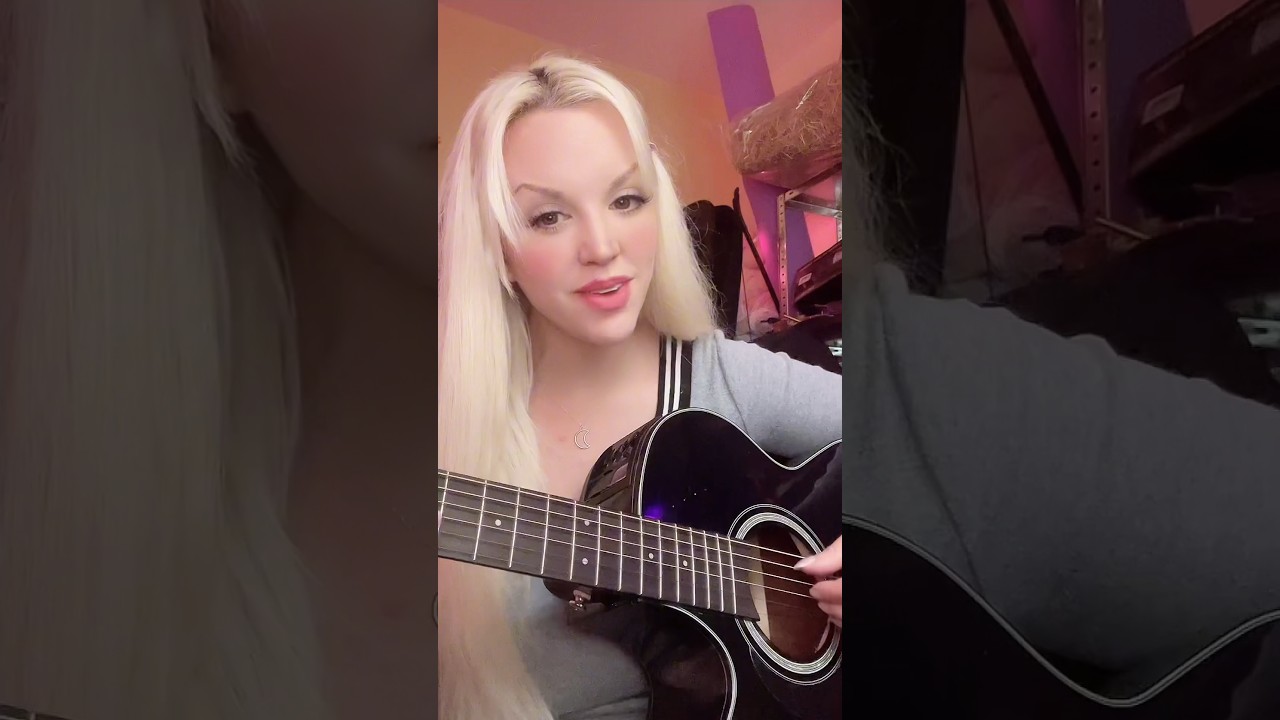 Bunk with me tonight from THE SIMPSONS #cosplay #simpsons #song # ...