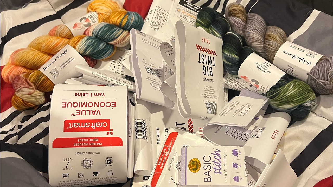 Fangirl Fibers Subscriptions and Yarn Wrapper Reviews! #yarn #crochet ...