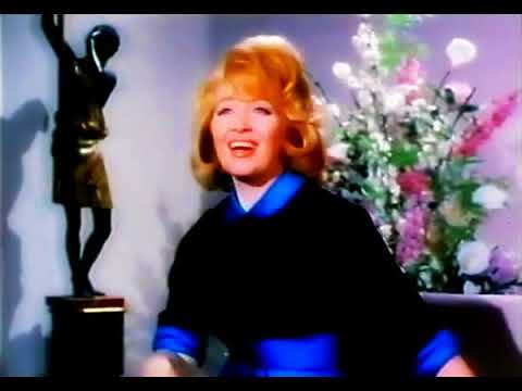 Marion Ryan : The World Goes Round And Round - YouTube