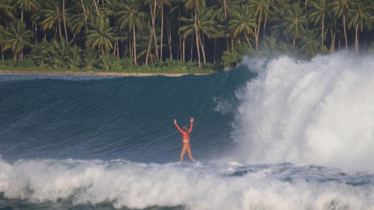 Ocea Curtis barrel - BL Blast off 2022 - YouTube